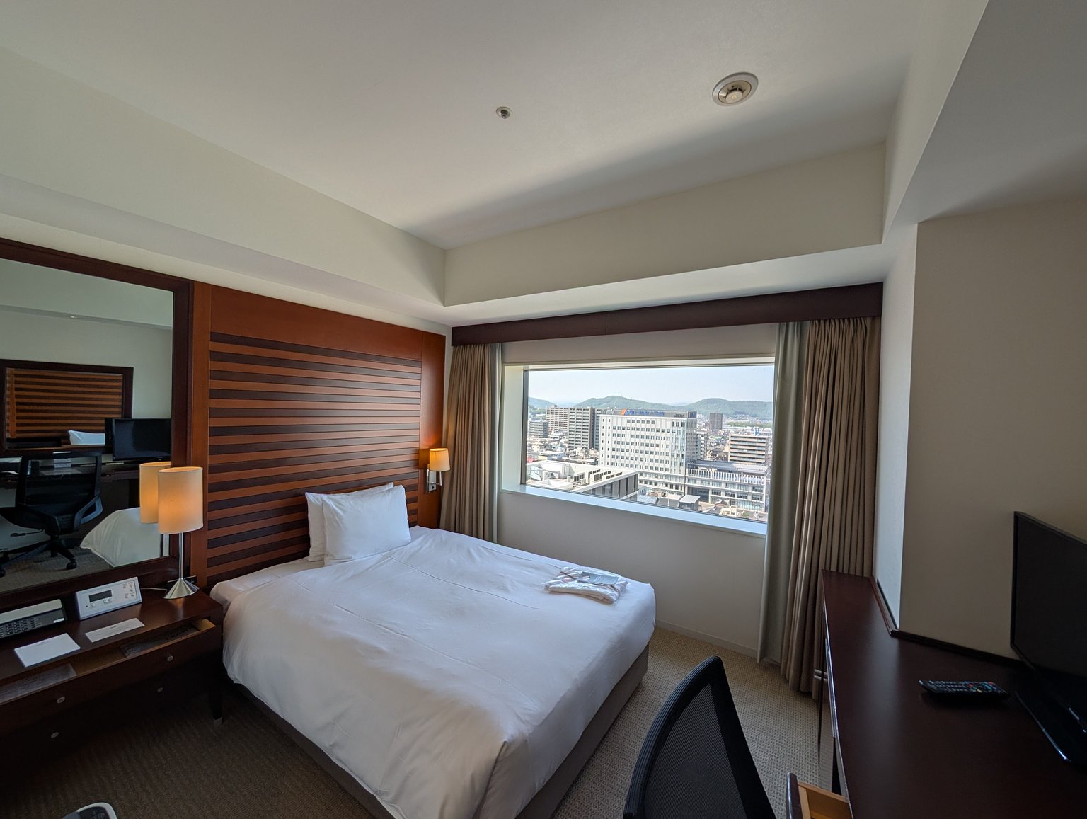 Stay Here If You're Around Okayama Station! | ANA Crowne Plaza Okayama Stay Experience & Sharing ...