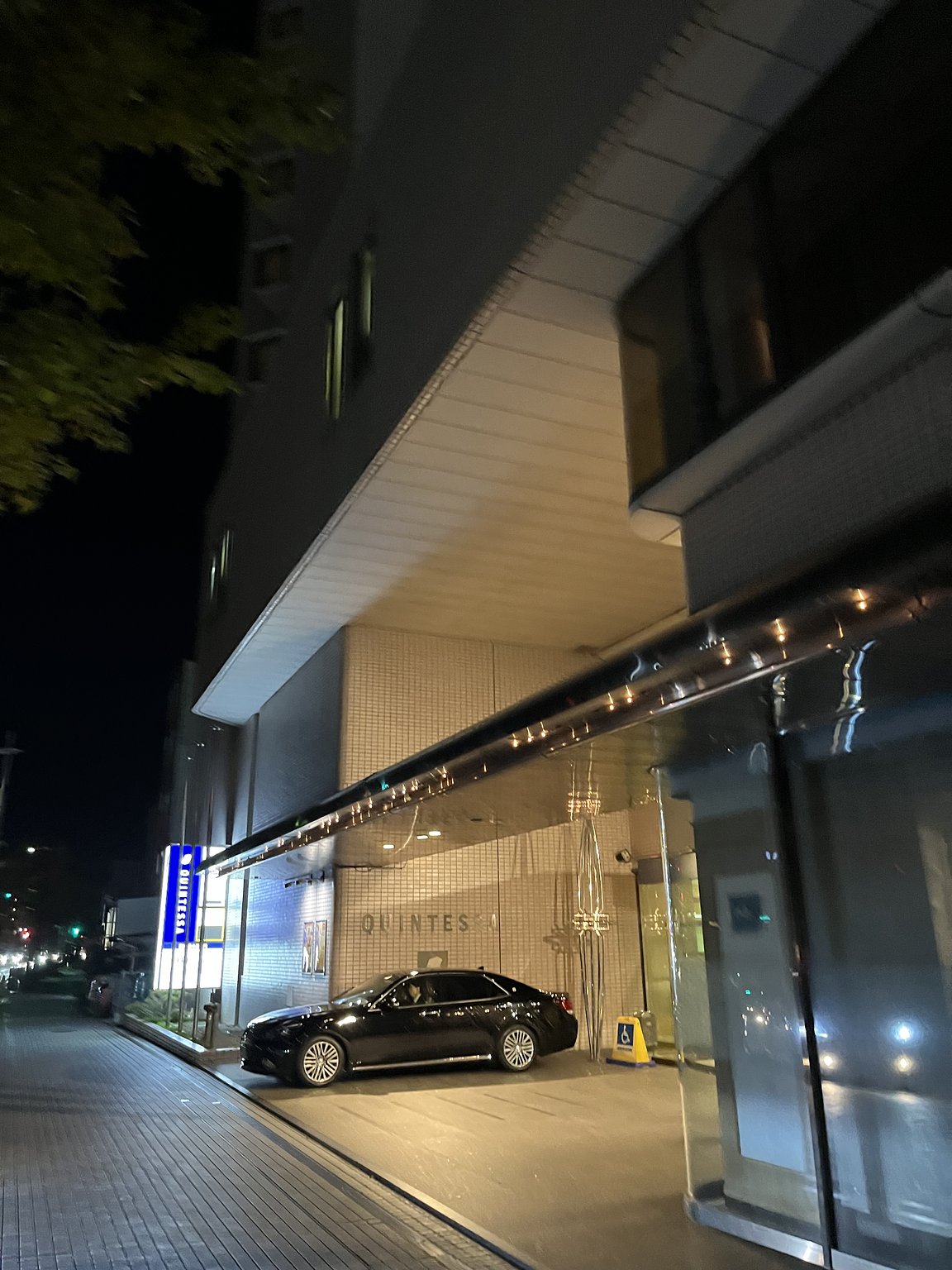 Conveniently Located Near the Station! The Perfect Base for Exploring ...