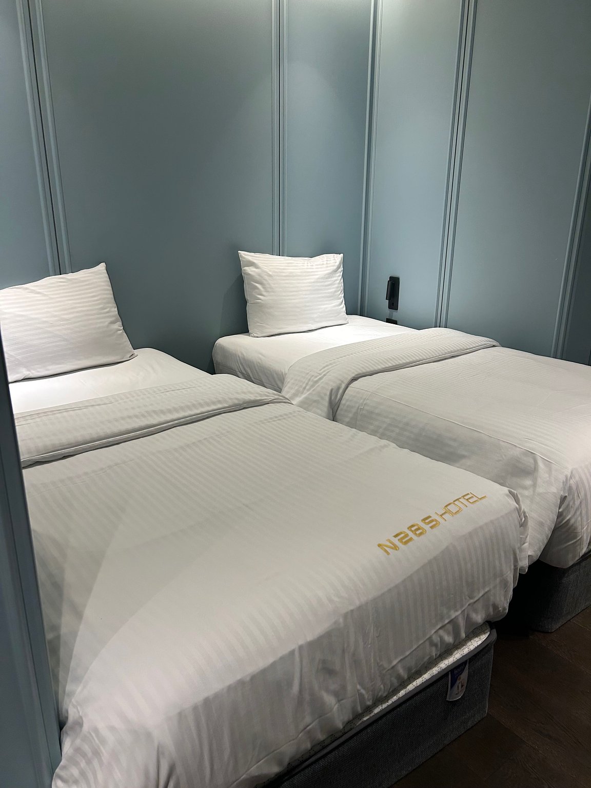 Easy Access to Jongno Anguk Area - HafH