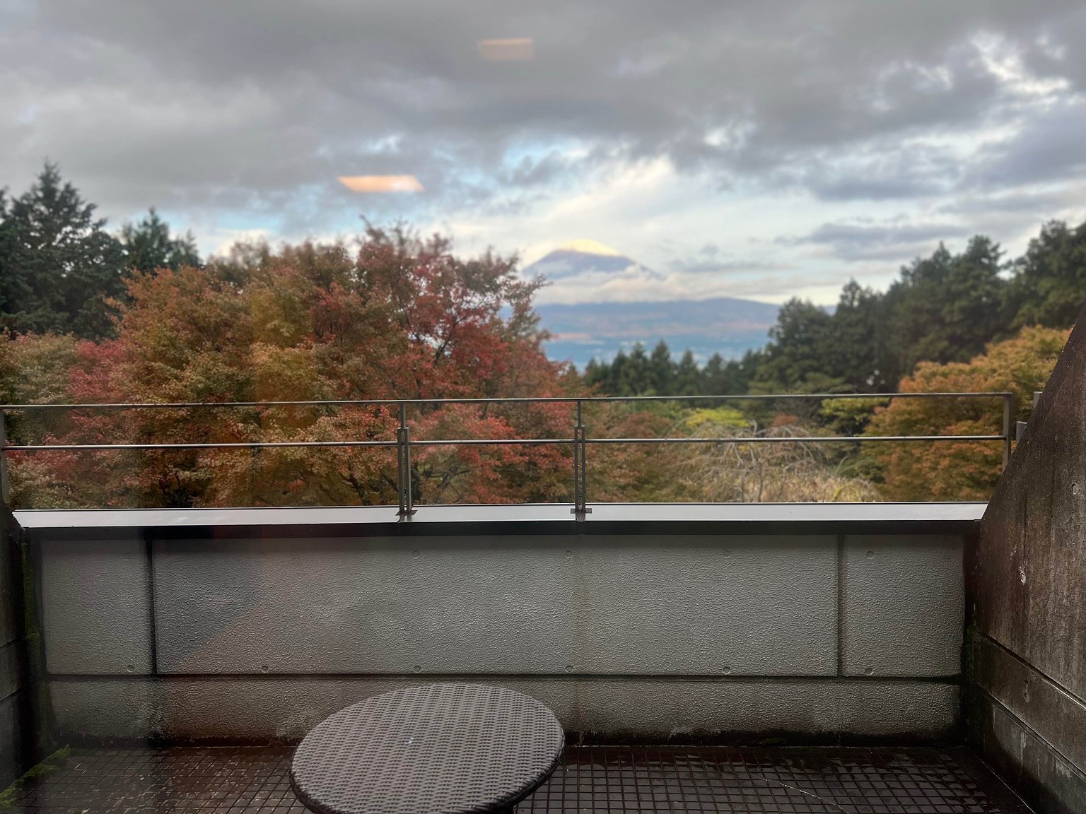 Healing from Shopping and Sightseeing Fatigue | Rembrandt Premium Fuji Gotenba Stay Experience ...